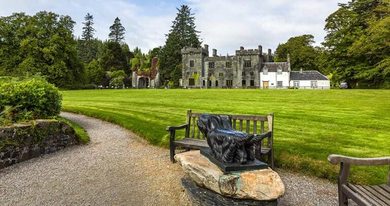 Clan Castles in Scotland - Scottish Clan Names | Authentic Vacations